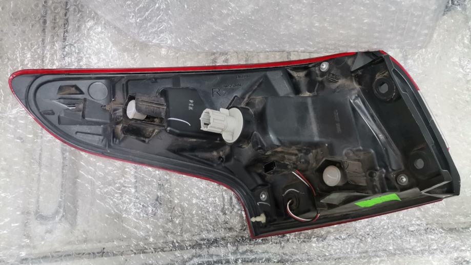 NISSAN QASHQAI J11 -zadnja desna lampa, 26550-4EA0A