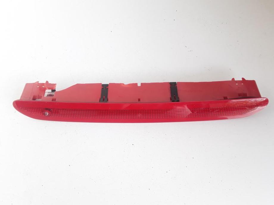 TRECE STOP SVJETLO 5K0945087D Volkswagen GOLF V 2003-2009