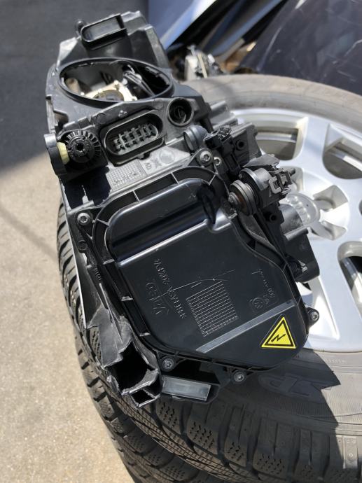 VW golf 7 lijevi far 5g1941753