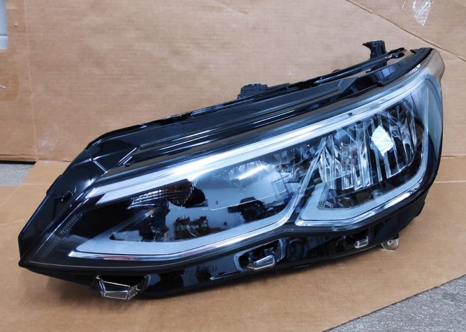 VW Golf VIII 8 Led Far Lijevi ***ORGINAL NOVO***