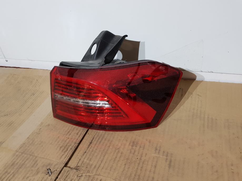 VW PASSAT VARIANT B8 STOP SVIJETLO LED DESNO