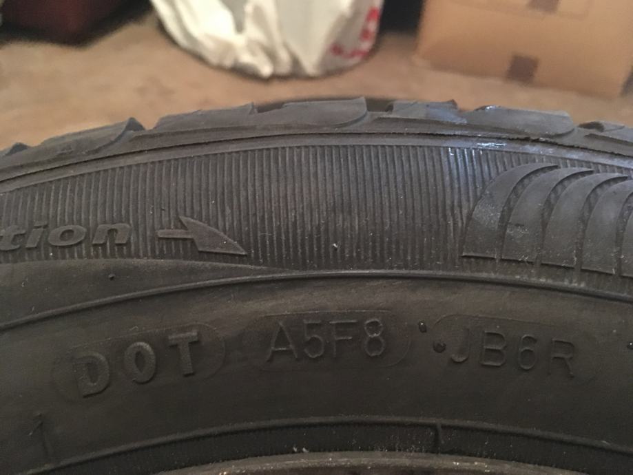 Čelične felge 14 sa gumama SAVA Intensa HP 185/60/14, 2 kom