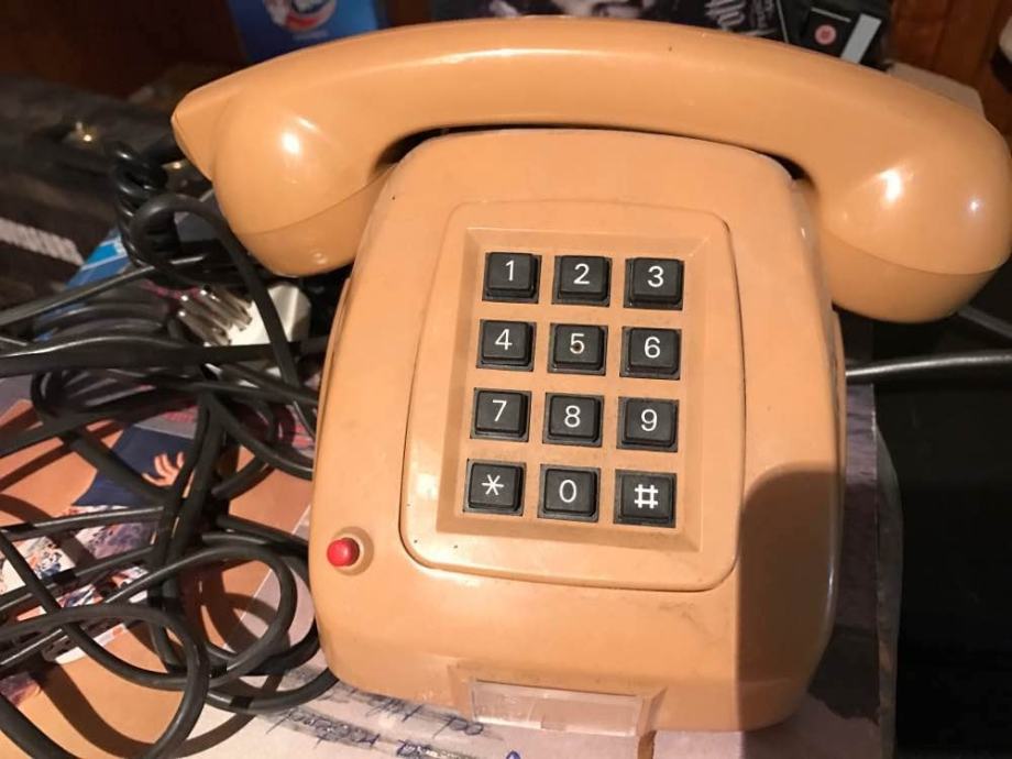 STARI TELEFONI