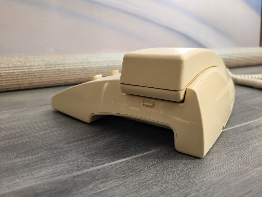 Iskra Comet vintage telefon