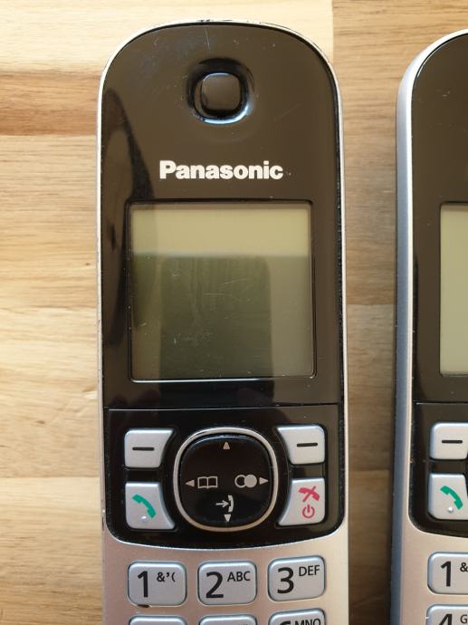 Panasonic KX-TG6812 + rezervna slusalica