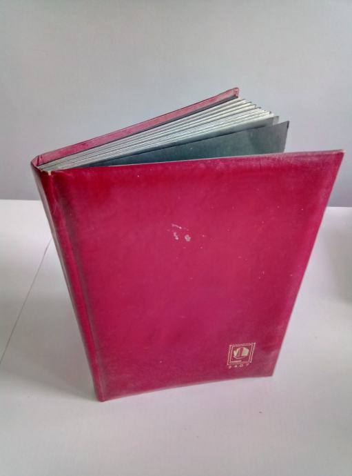 Album starinskih poštanskih maraka