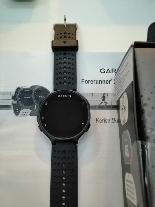 Garmin Forerunner 235