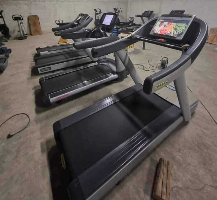 Technogym run excite 700 kao nova