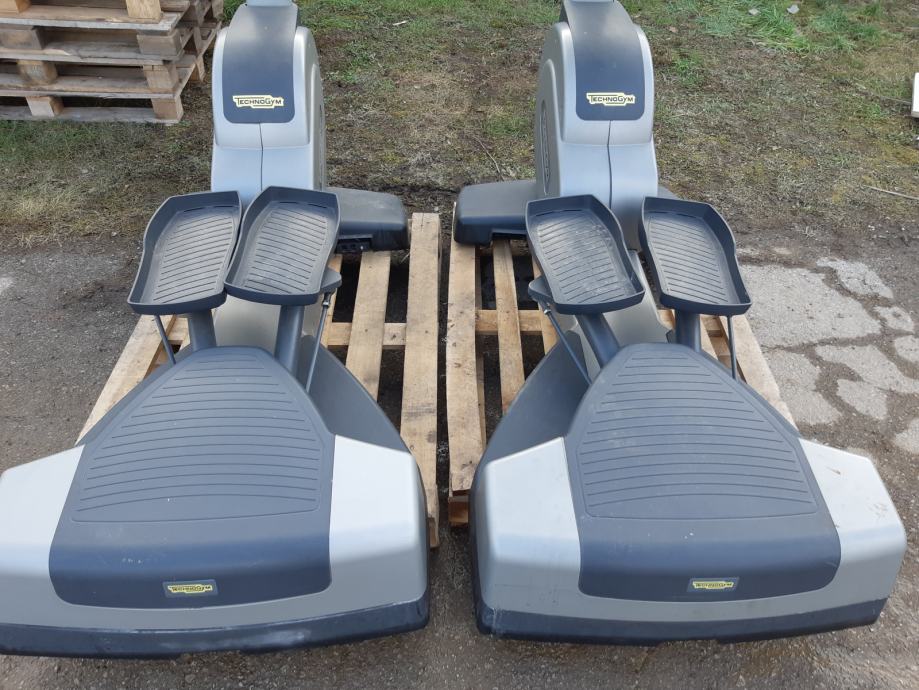 TECHNOGYM WAVE EXCITE 700 2KOM ZA 1500KN