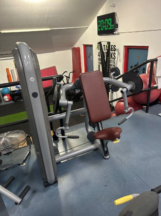 sprava za biceps pregib Techno gym