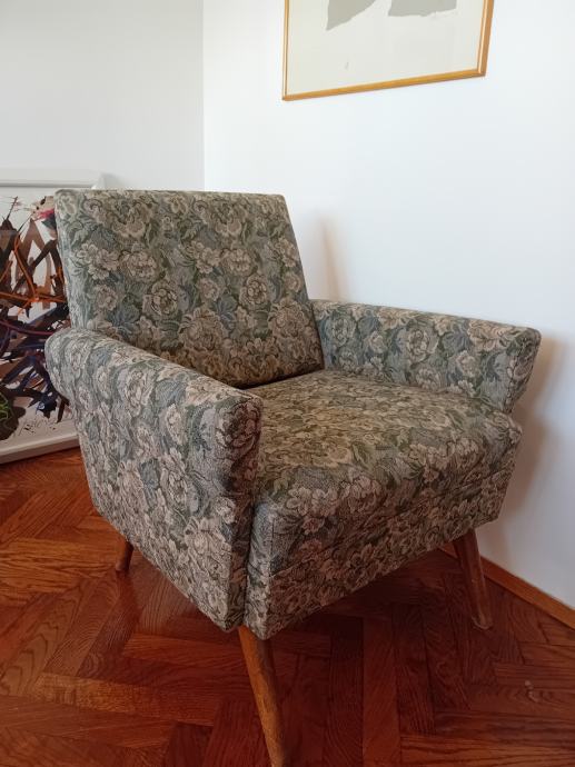 Retro fotelja