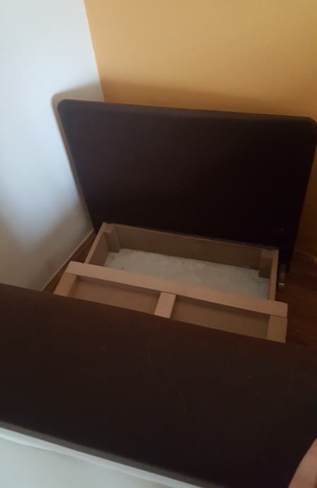 PRIMA fotelja na razvlačenje Maja