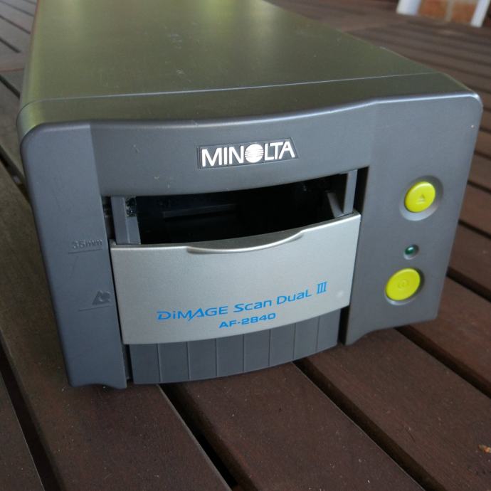Scaner MINOLTA Dimage Scan Dual III - SNIŽENA CIJENA
