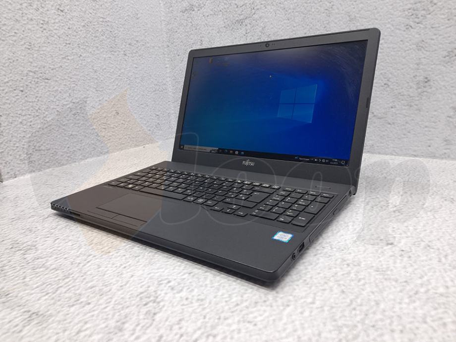 Fujitsu LIFEBOOK A357 15,6 Full-HD, i3-6006U, 8GB RAM, 256GB SSD, Win