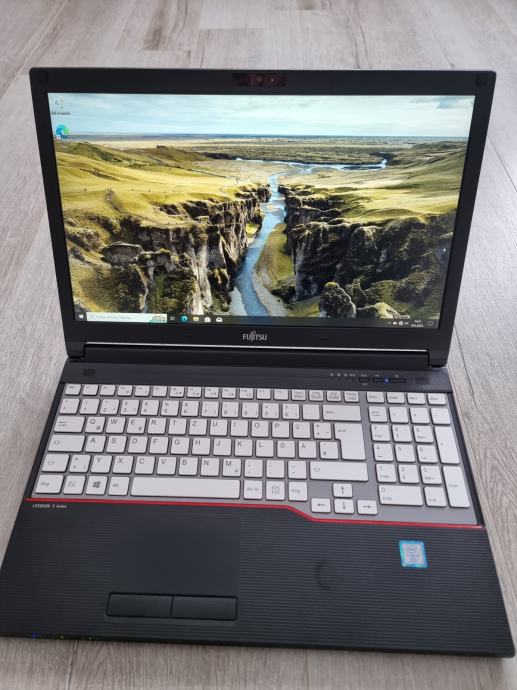 Fujitsu LifeBook E556, i5 6gen, 16GB Ram, 512 SSD