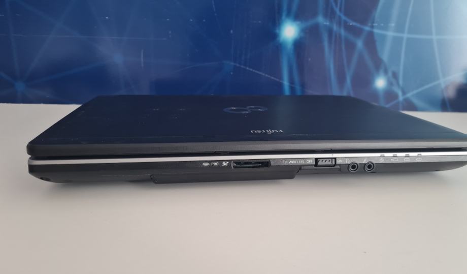 Fujitsu Lifebook S782, i7-2630QM, 16GB RAM, 480GB SSD - Račun/ Jamstvo