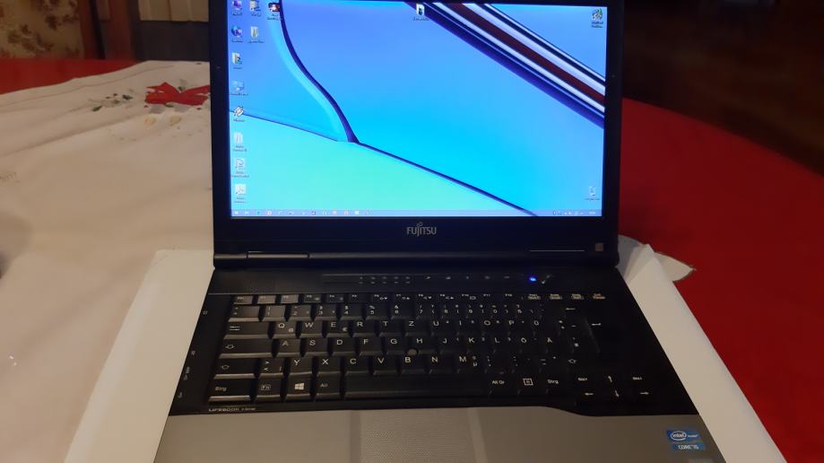 Fujitsu LIFEBOOK S782