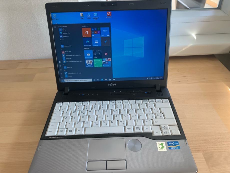 Fujitsu P702 i3 3110M laptop