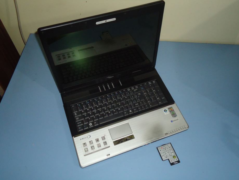 Fujitsu Siemens Amilo Xa 2528 17,1 LCD