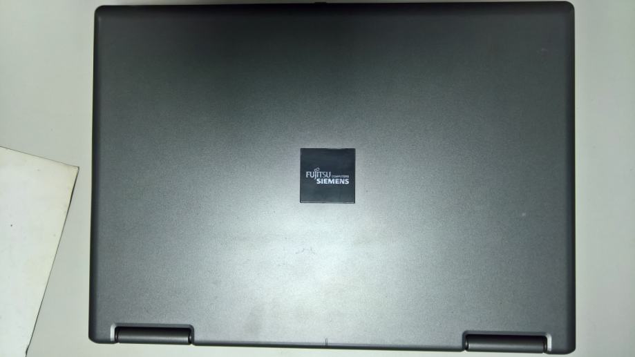 Laptop Fujitsu Siemens Esprimo mobile V5535