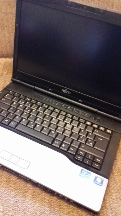 prodajem Fujitsu Lifebook,S-series s782