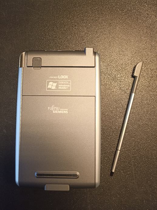 Fujitsu Siemens Pocket LOOX
