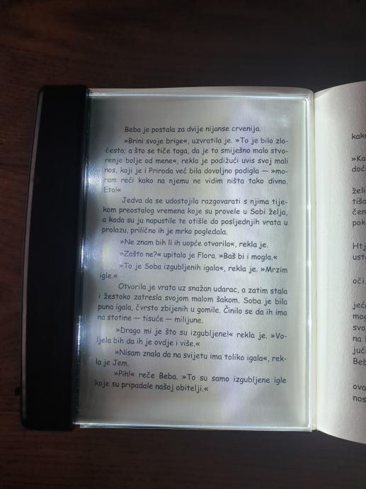 Led svjetlo - panel - za čitanje knjiga u mraku