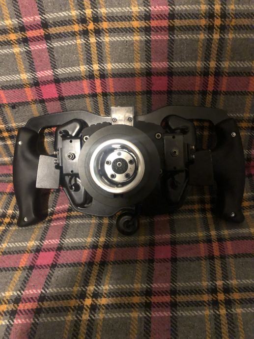Fanatec ClubSport Universal Hub V1+Acelith Formula Rim