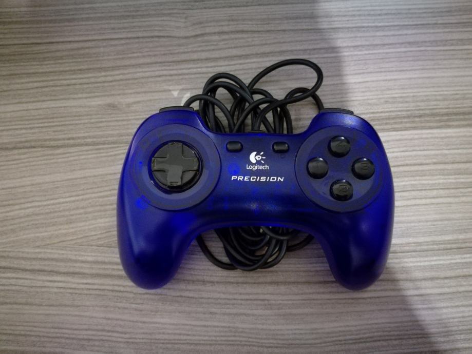 Gamepad Logitech Precision za PC