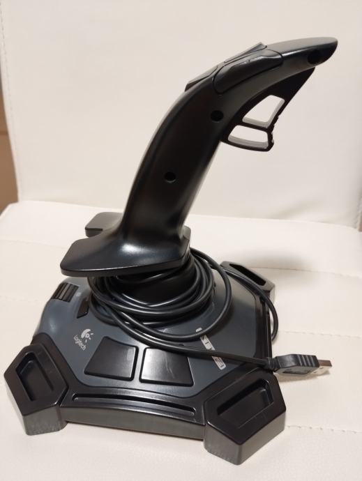 Logitech Attack 3 joystick USB kontroler