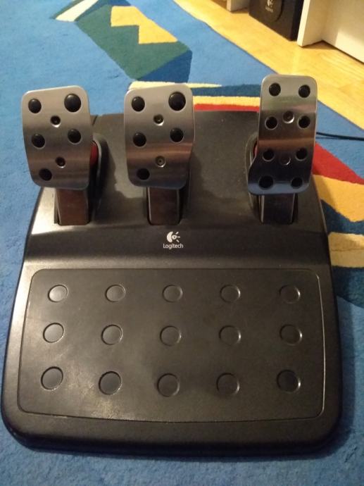 Logitech G25, volan za PC, pedale, mjenjač, TOP model, očuvan,ispravan