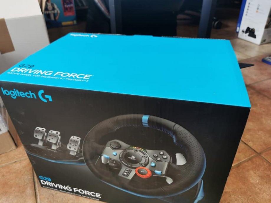 Volan za PC Logitech g29 + H mjenjac! 1500kn HITNO