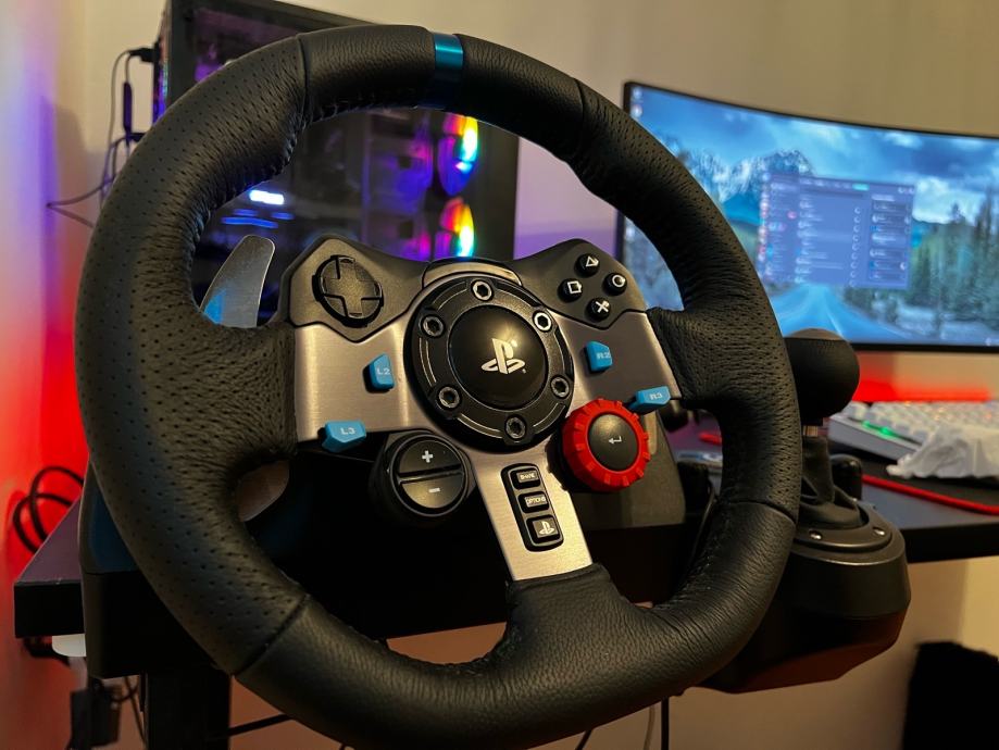 Logitech G29 volan+ pedale+ mjenjac