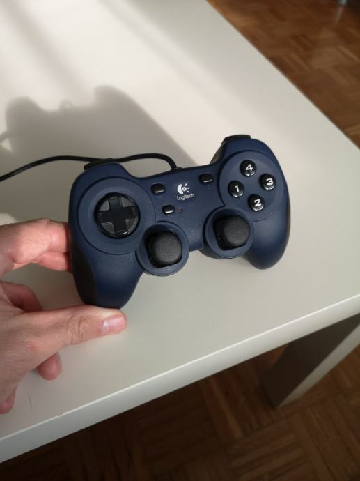 Logitech gamepad