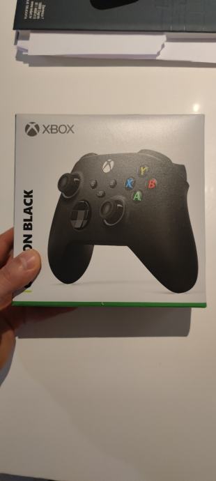 Microsoft Xbox wireless controller