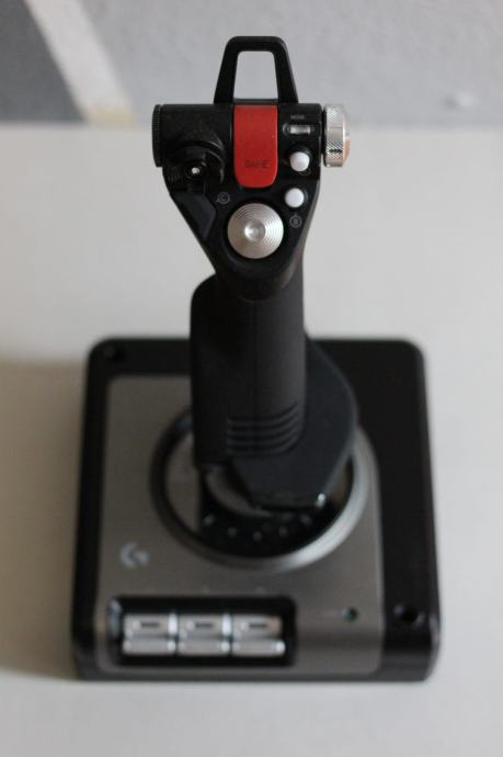 Prodajem Logitech G X52 Professional H.O.T.A.S.