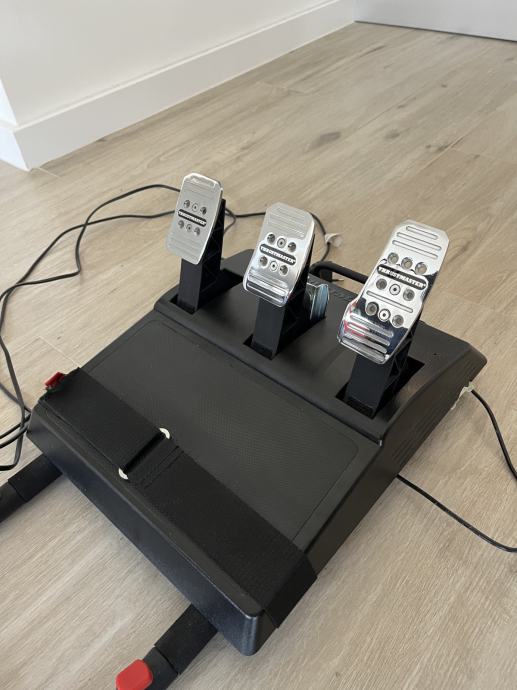 Thrustmaster T300 RS GT + T3PA pedale
