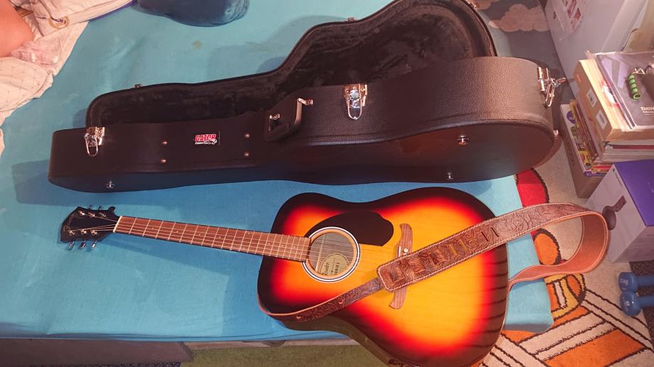 AKUSTIČNA GITARA FENDER NOVA