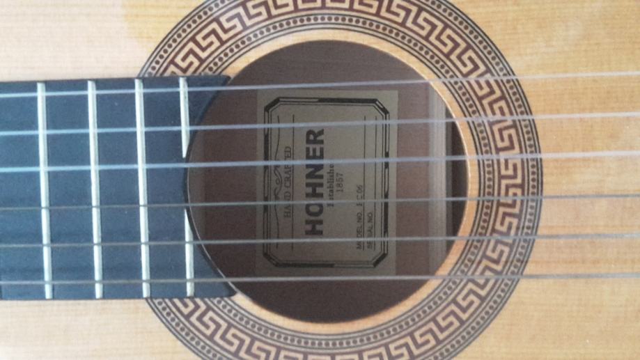 Akustična gitara HOHNER model HC06