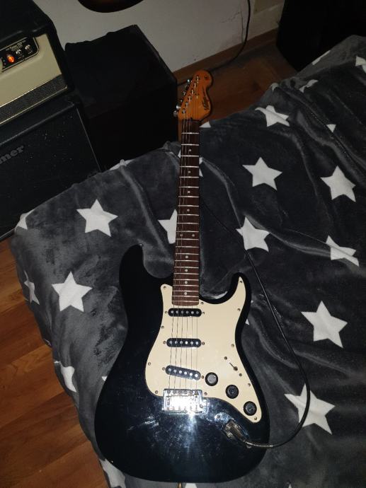 fender stratocaster vintage icon