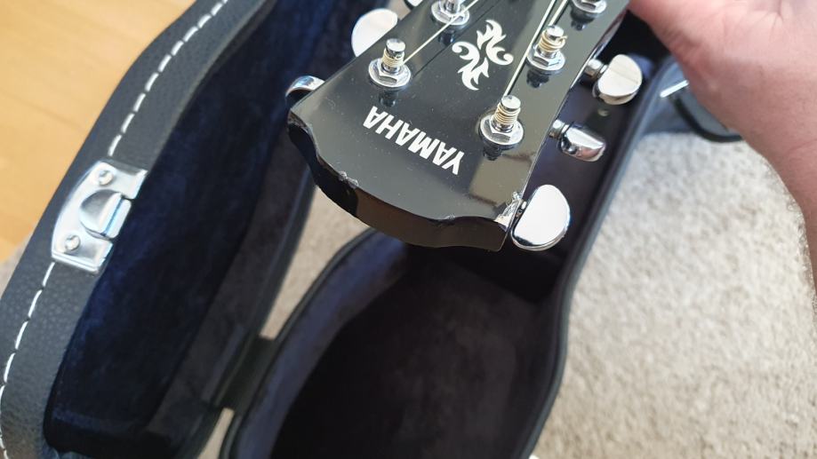 Yamaha APX 500 II crna + novi tvrdi kofer, Zagreb, Karlovac, Rijeka