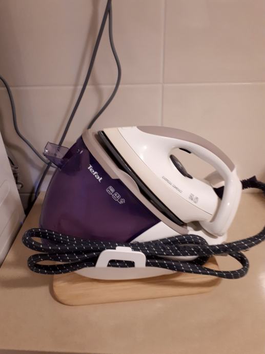 Parna postaja Tefal express compact GV7085
