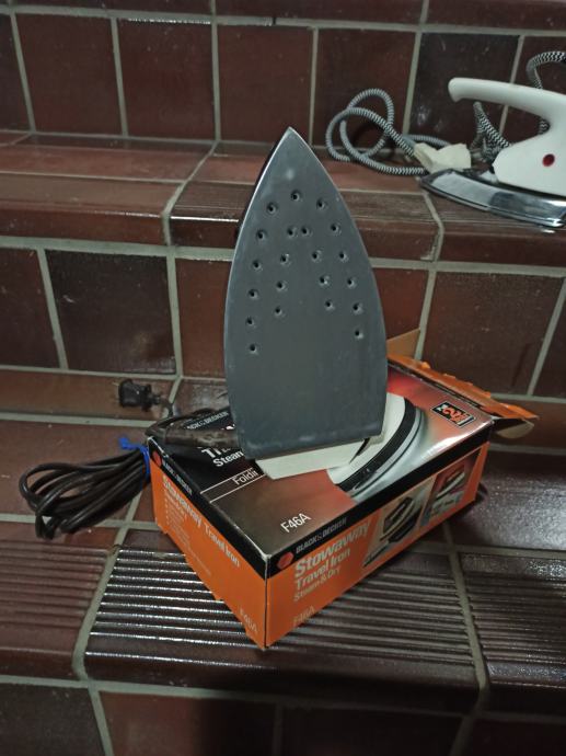 Sklopiva Vintage Pegla - Novo i zapakirano!