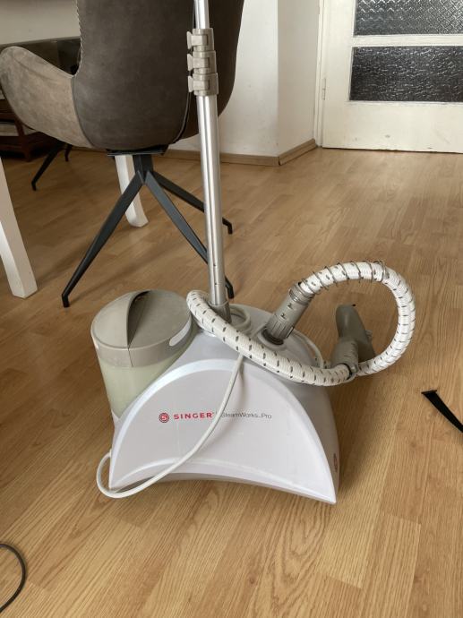 SINGER SteamWorks Pro