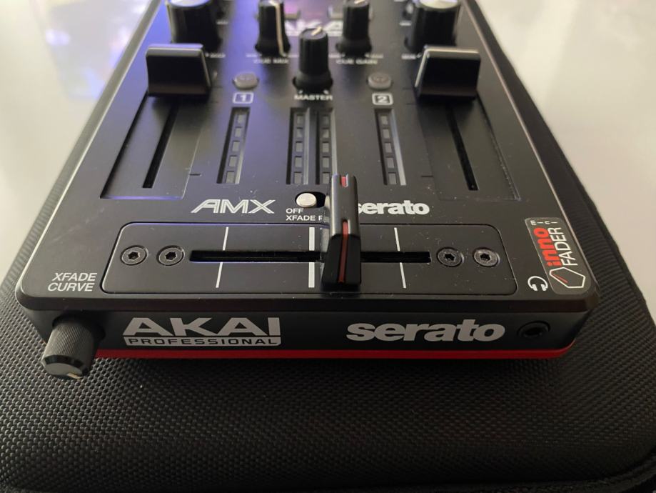 Akai AMX Serato DJ kontroler
