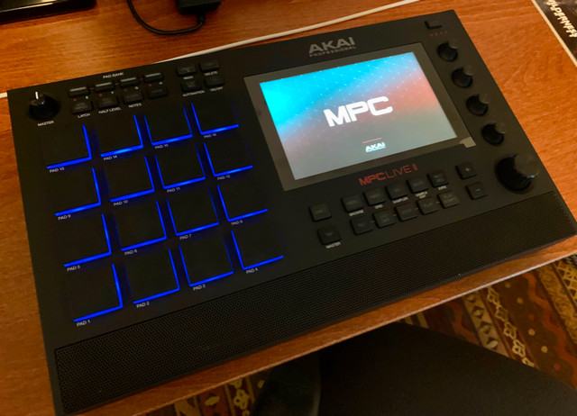 Akai Mpc live 2