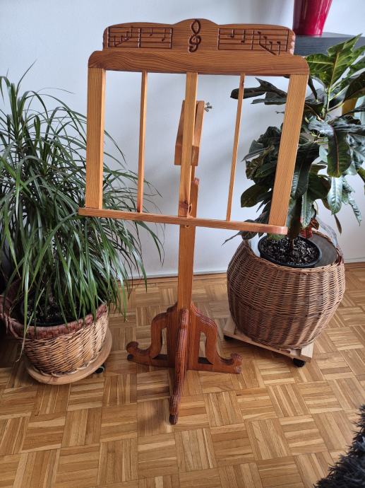 KAO NOVI drveni stalak za note RUČNI RAD