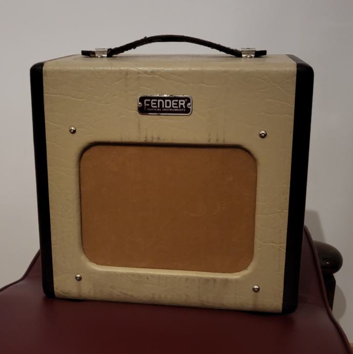 Lampaško pojačalo Fender Champion 600