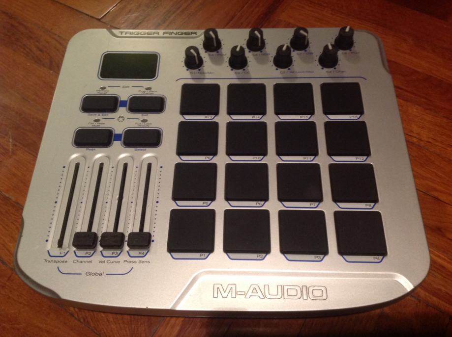 M-AUDIO Trigger FInger mpc style pad midi controller kontroler