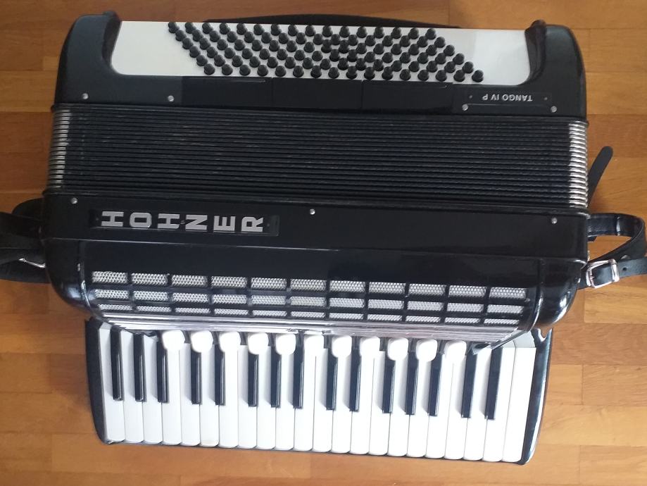 Harmonika , hohner tango IV P , 96 basova